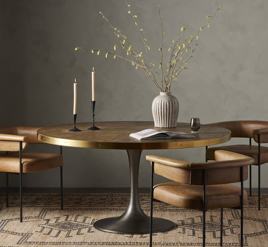 the circular dining room